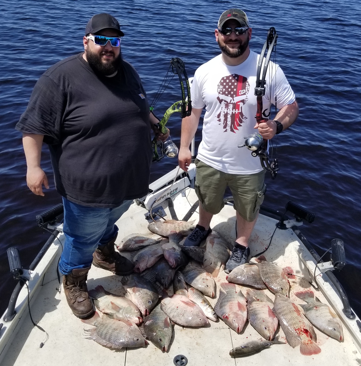 Page 4/4 - Black Tine Outfitters Bowfishing Charters Photo Gallery