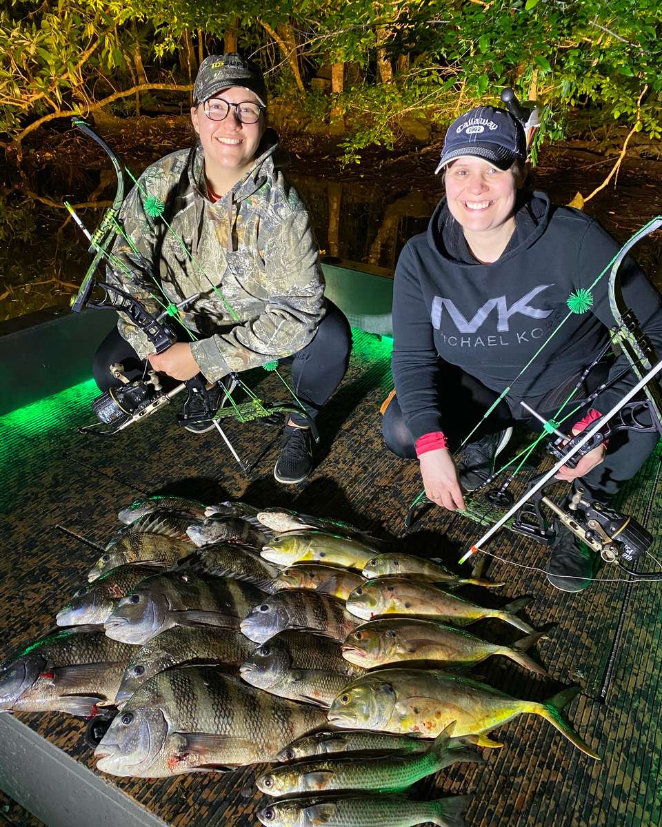 Page 2/4 - Black Tine Outfitters Bowfishing Charters Photo Gallery